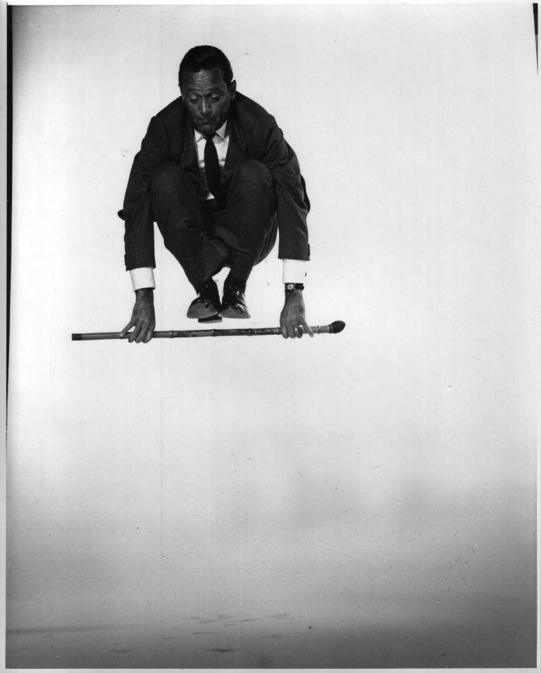 Philippe Halsman’s Fabulous Jump Portraits - Flashbak