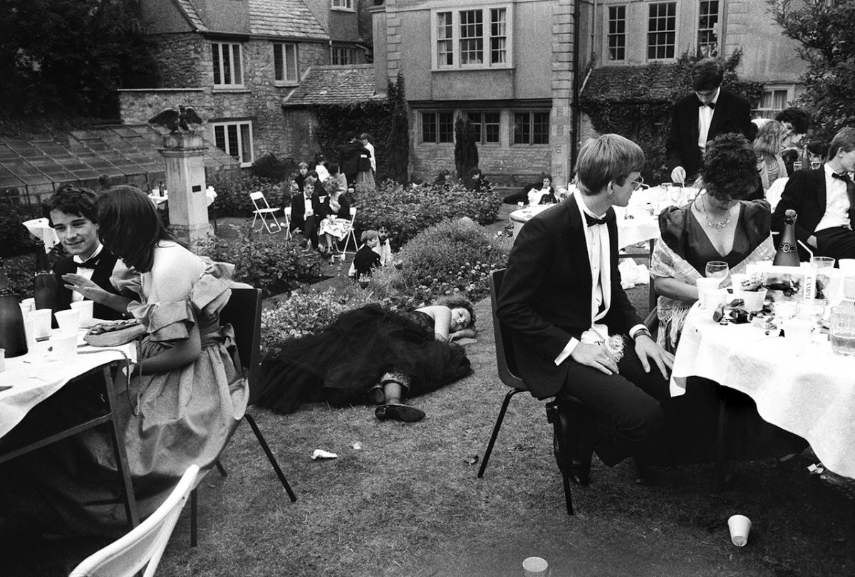 The 'Last Hurrah of the Upper Classes' - Photographs by Dafydd Jones ...