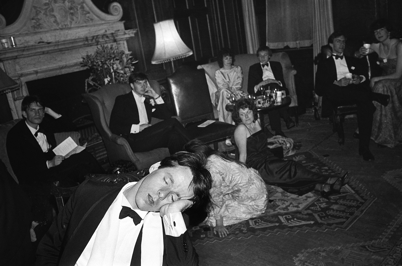 The 'Last Hurrah of the Upper Classes' - Photographs by Dafydd Jones ...