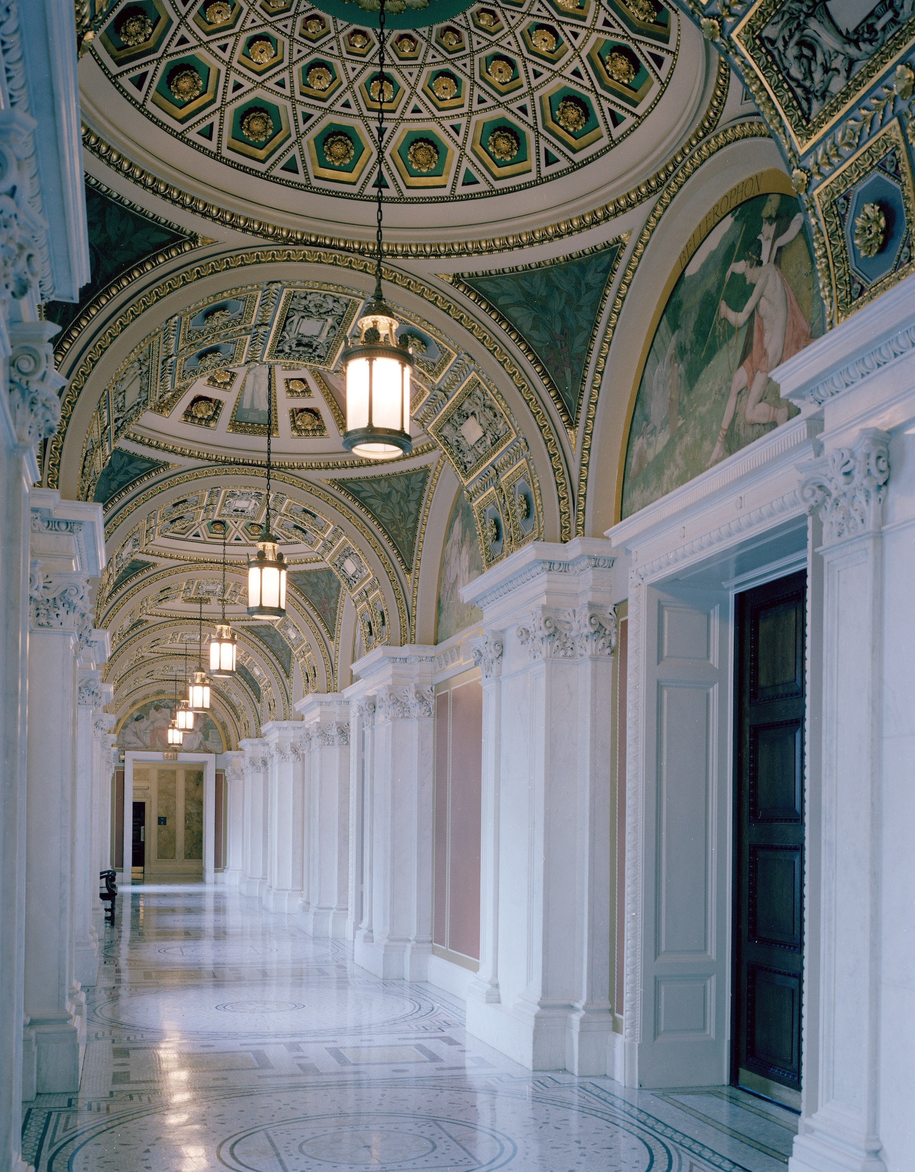 Interior Design: Carol M. Highsmith’s Hallways of America - Flashbak