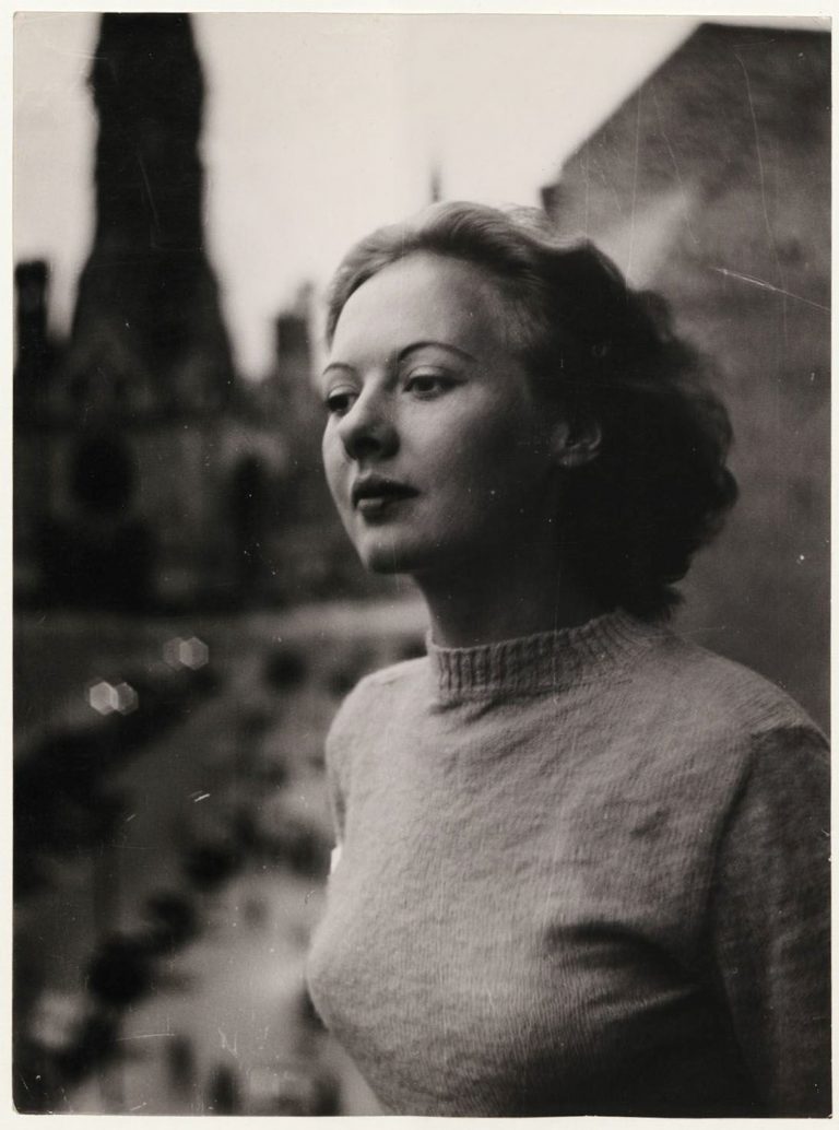 The Remarkable Photographs of Umbo (Otto Umbehr) - Flashbak