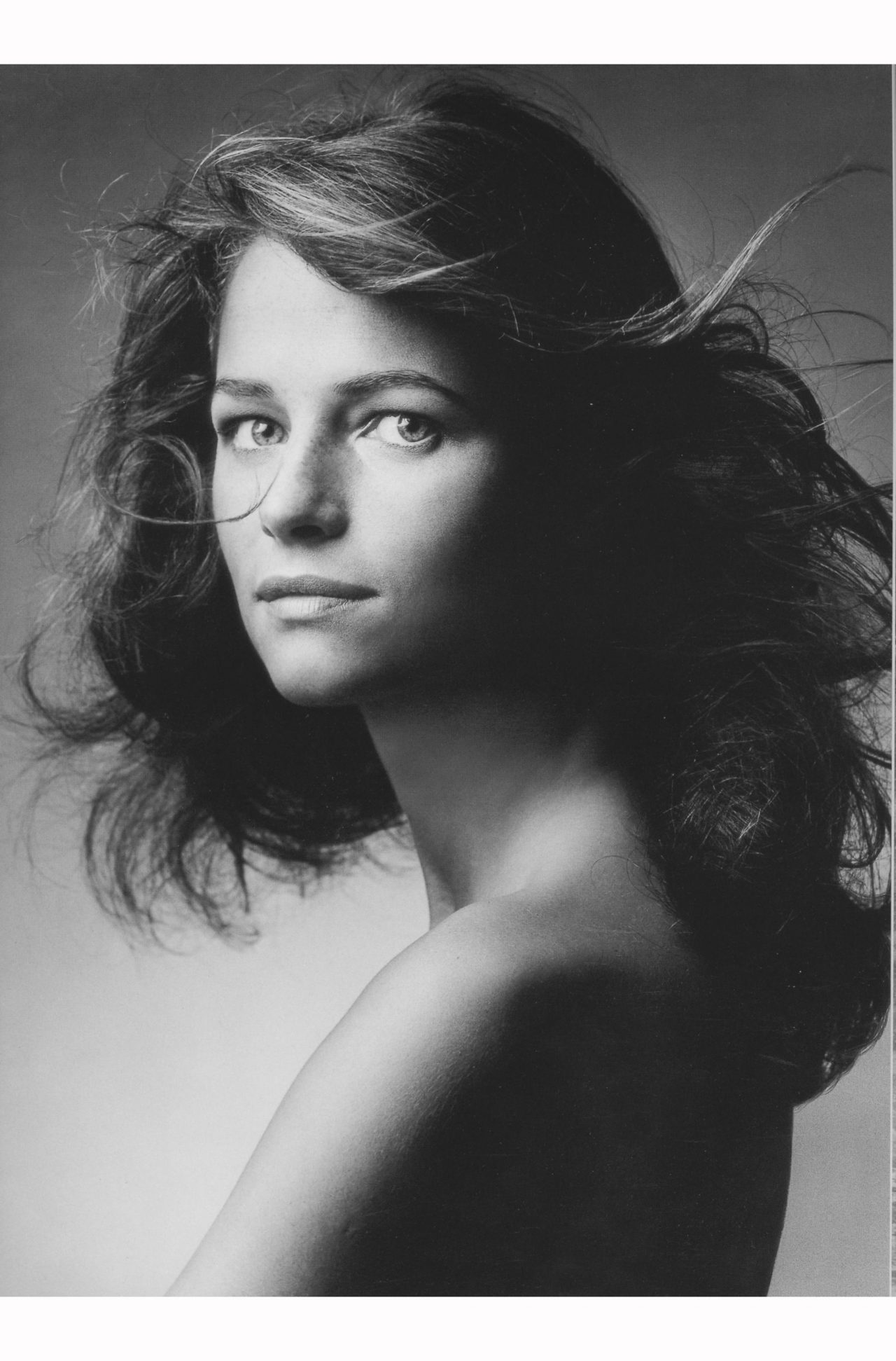 A Stunning Collection of Charlotte Rampling Photographs - Flashbak