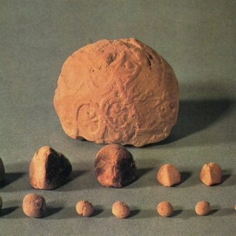 5500 BC – Mesopotamian Clay Tokens - Flashbak