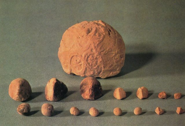 8,000 Years of Visualising Data - From Mesopotamian Clay Tokens To ...
