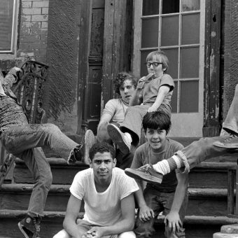 Kickin' Good Rays Head in E 3rd St 1974 - © Rich Allen - Flashbak