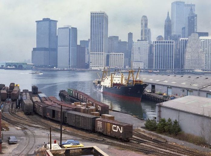 Lower Manhattan 1969 or 1970 from Brooklyn - © Rich Allen - Flashbak