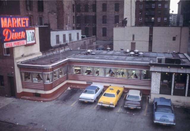 Street Shots of New York City in 1978 - Flashbak