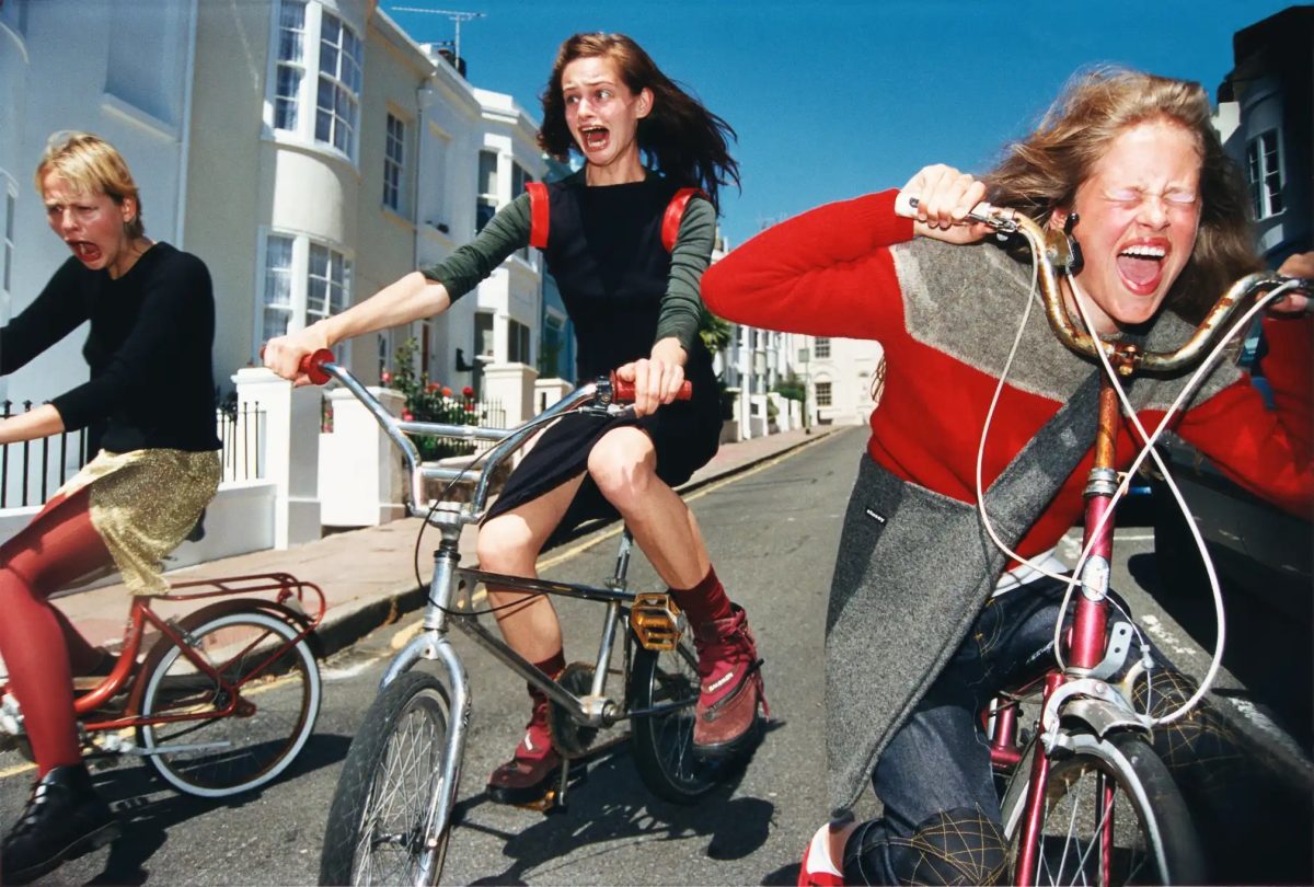 Girls on Bikes by Elaine Constantine (from the series Sarf Coastin ...