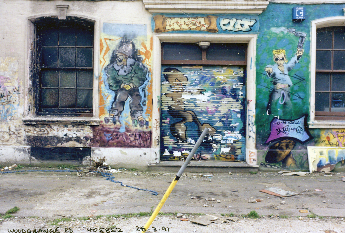 Graffiti, Woodgrange Rd, Forest Gate, Newham, 1991 - Flashbak