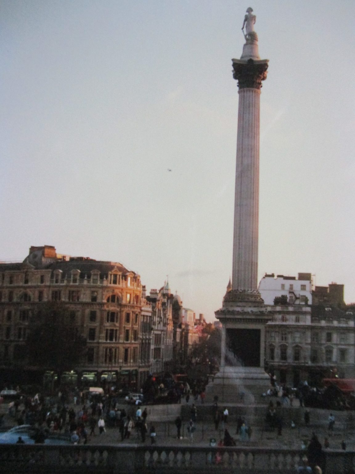 A Day Out in London on the 14th November 1987 - Flashbak