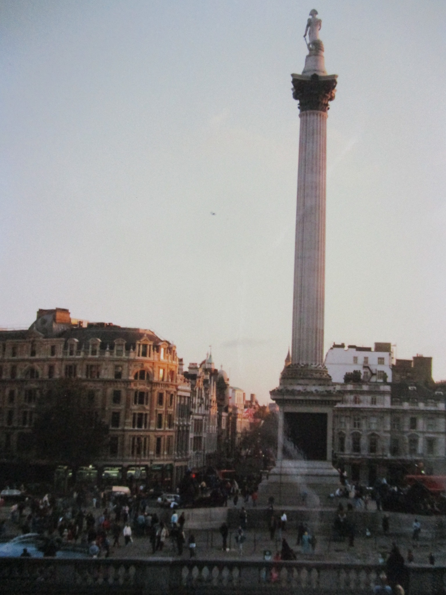 A Day Out in London on the 14th November 1987 - Flashbak