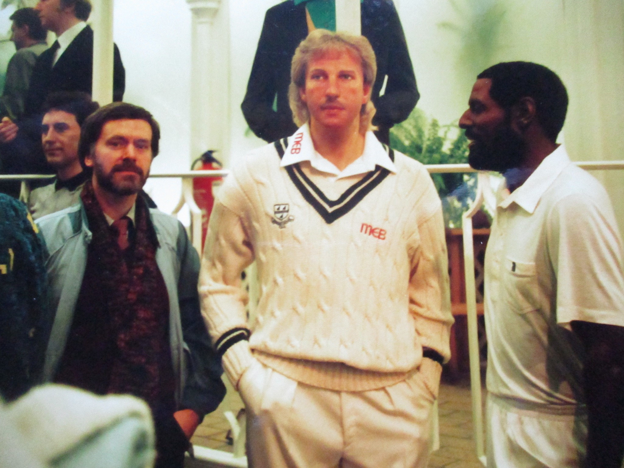 A Day Out in London on the 14th November 1987 - Flashbak