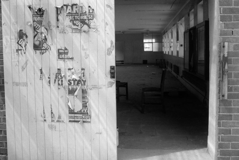 Royal Albert Dock, Newham, 1984 84-7f-26 Tories Out! march and Save the ...