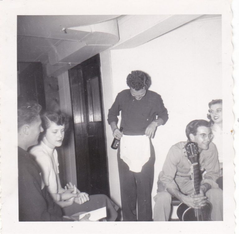 Show Us Your Knickers: Vintage Snapshots Of People And Their Underwear ...