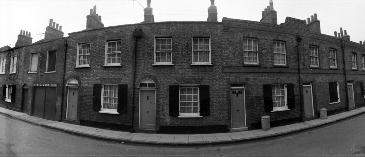 East London 1960s panoramas-20 - Flashbak