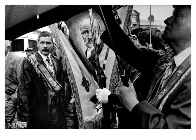 Mike_Abrahams_One_Day_In_July+web12009 - Flashbak