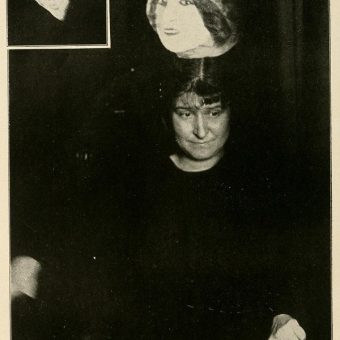 phenomenaofmaterialisation Figure 120 - Flashbak