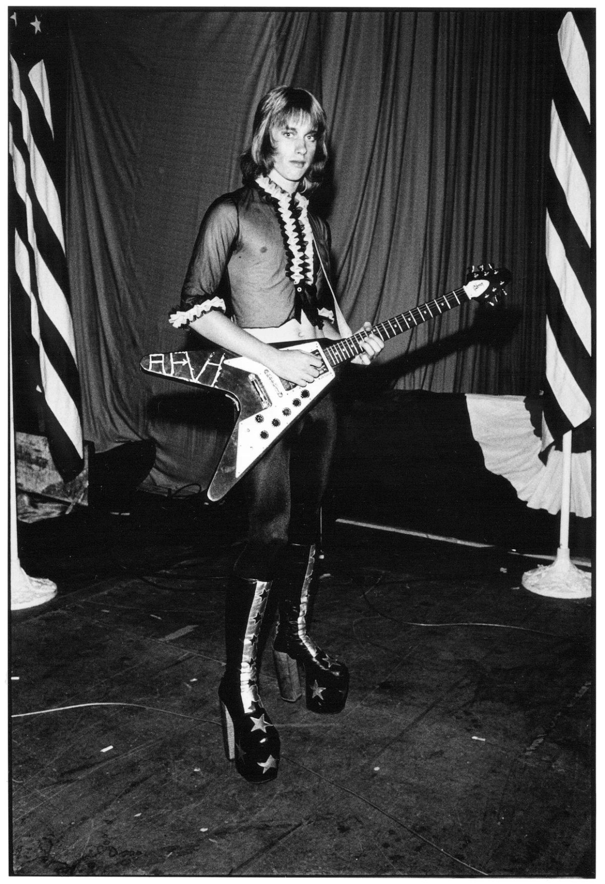 Platform boots, Madison Square Garden, 1977. - Flashbak