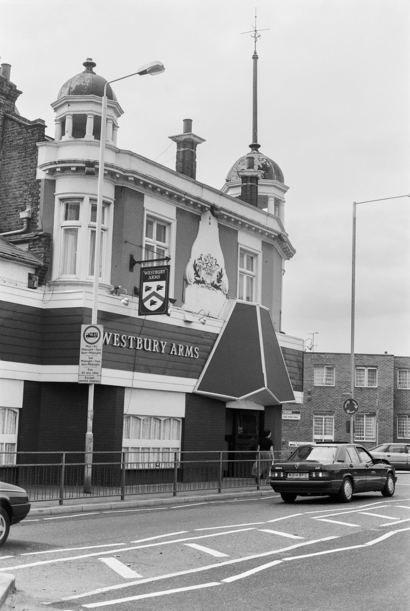 Westbury Arms, pub, 174, Ripple Rd, Barking, Barking & Dagenham, 1995 ...