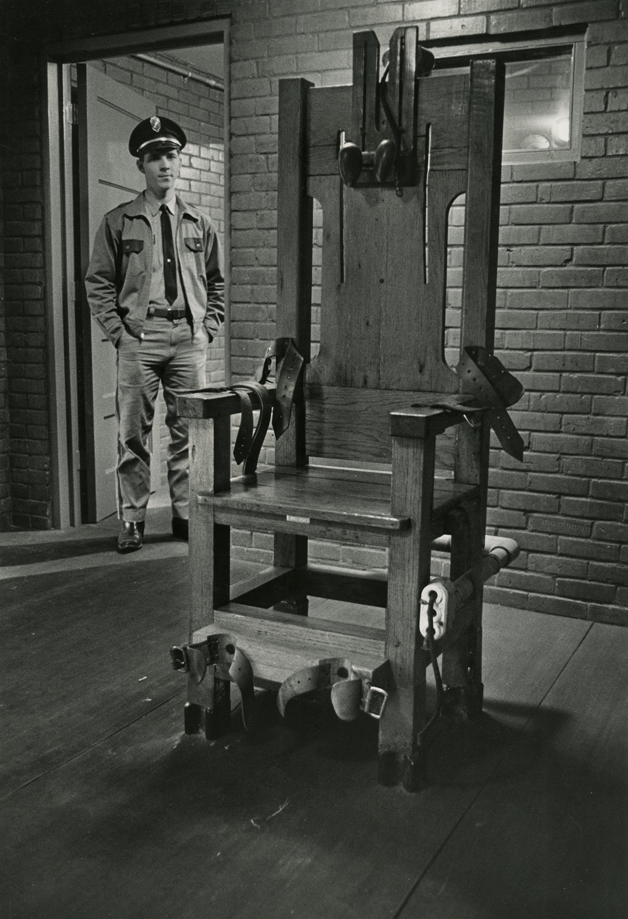 Huntsville prison Texas chair 1960s - Flashbak