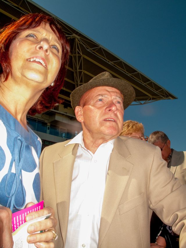 A Day At The Races: Michael Prince's photographs of Racecourse Punters ...