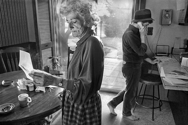 The Unwinding - A Son's Story Of His Own American Family in Decline ...