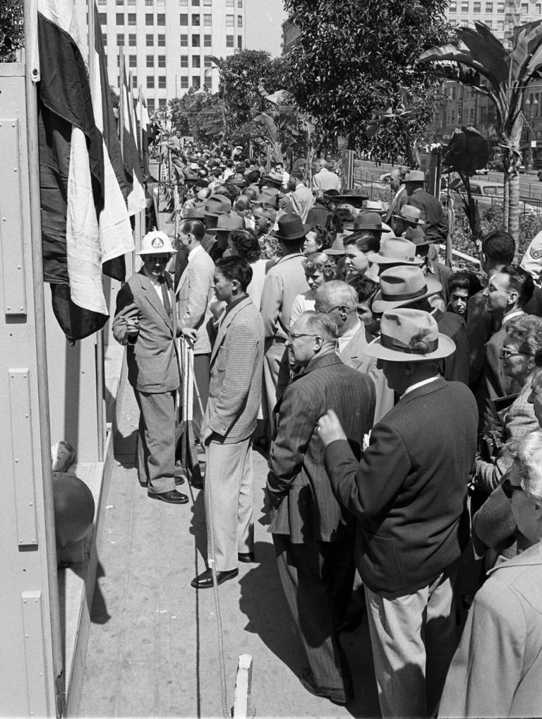 Nuclear War Comes To Los Angeles - March 31, 1953 - Flashbak